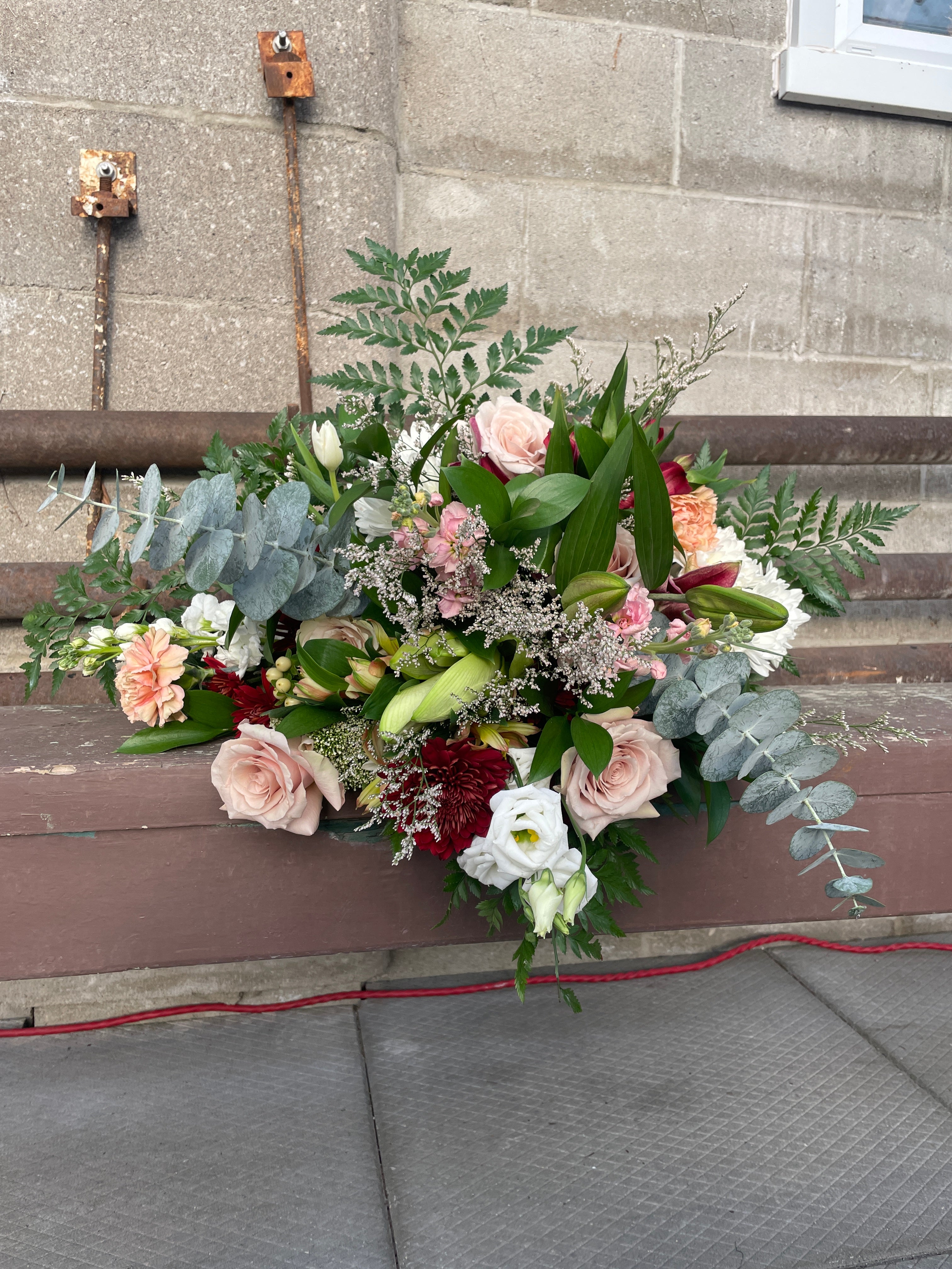 Kincardine Florist- Flower delivery by Wilder & Rain Flowers
