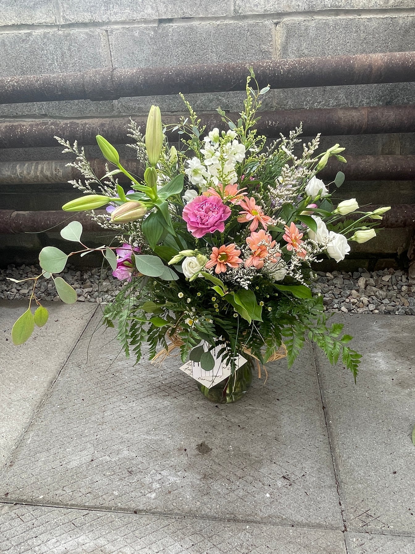 Kincardine Florist- Flower delivery by Wilder & Rain Flowers