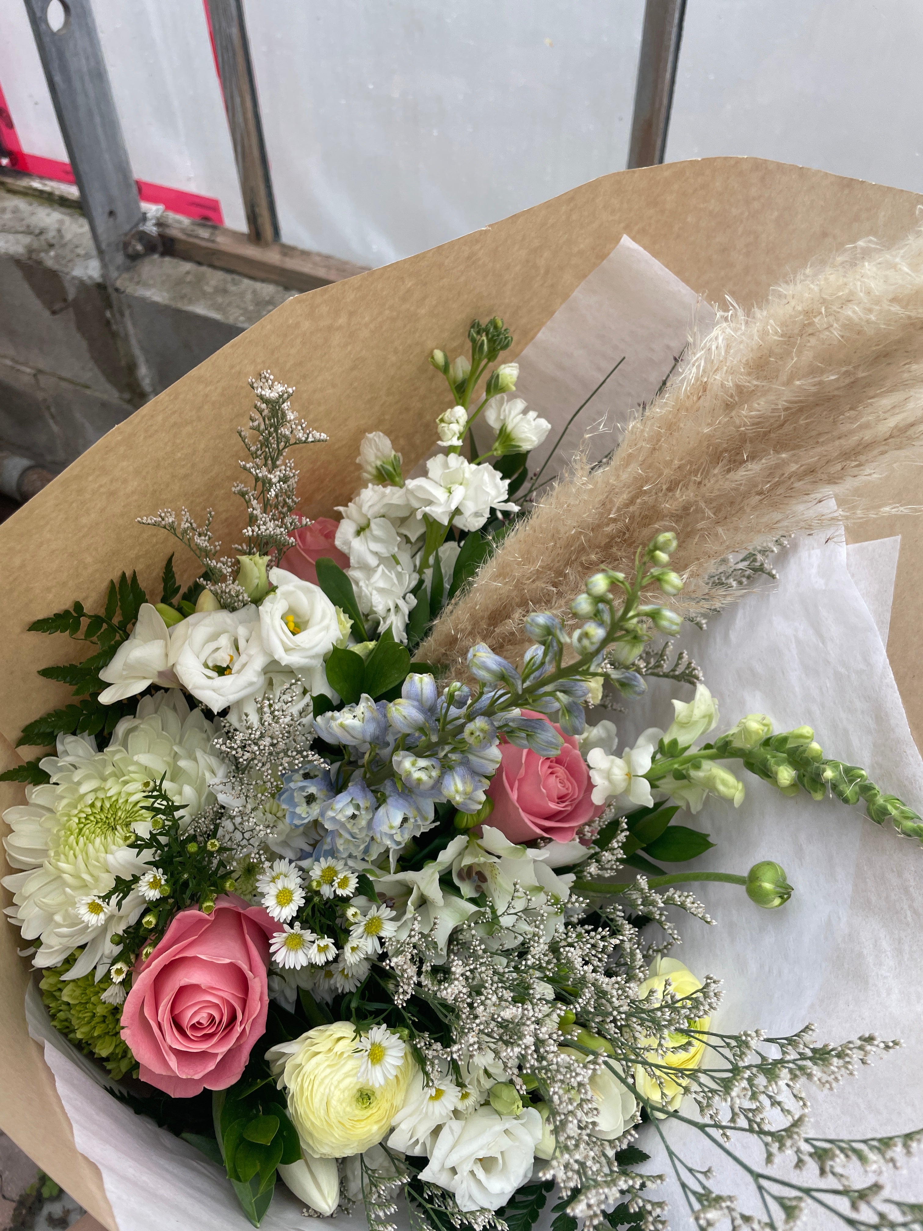 Kincardine Florist- Flower delivery by Wilder & Rain Flowers